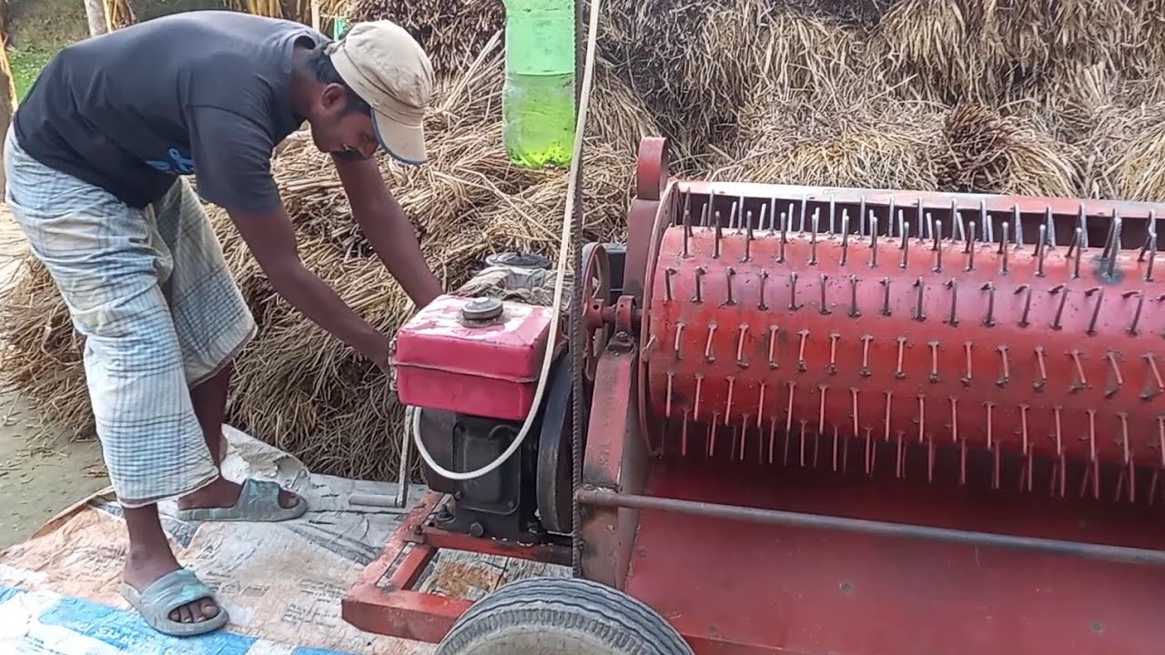 Digital dhan marai machine start video | Village boy started by truba ...