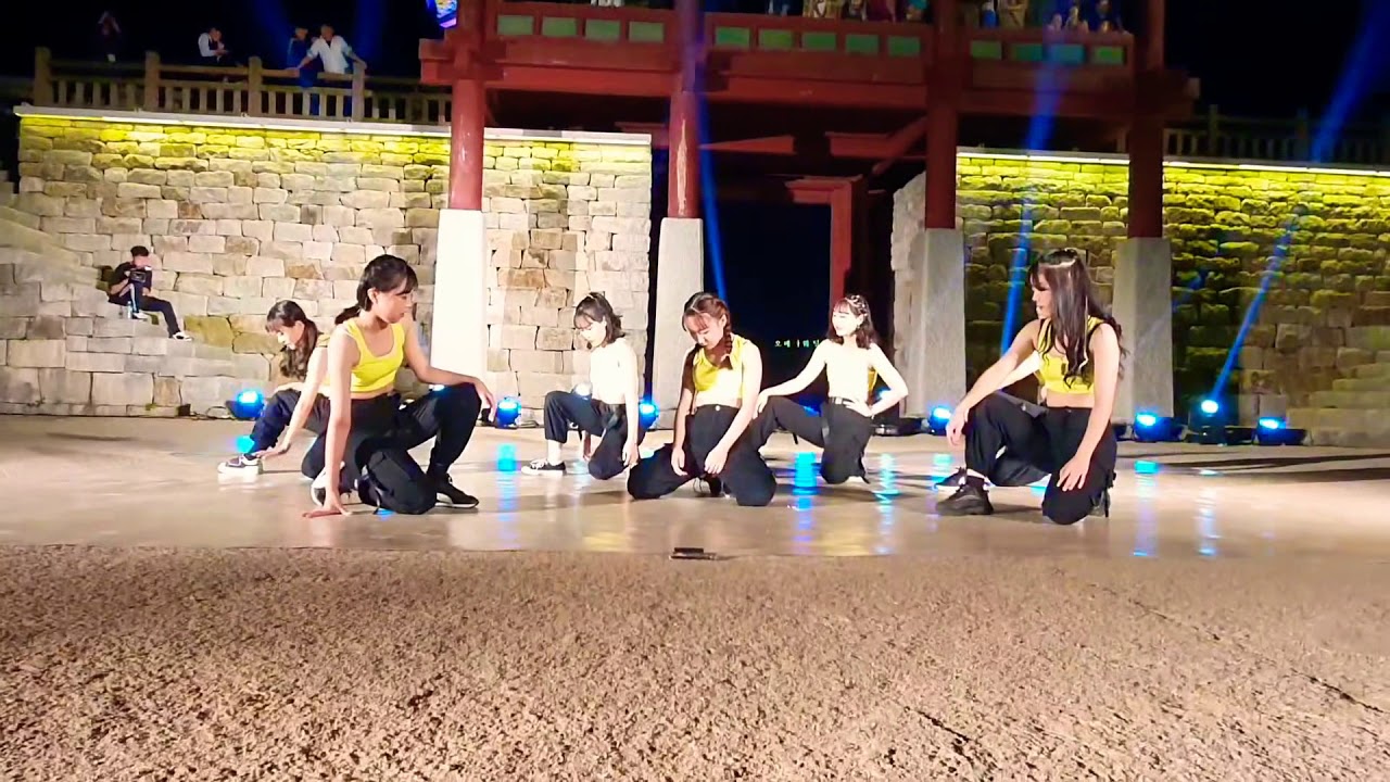 ️댄스팀 w-aa(더블에이) ️/ Dance team w-aa / 🎶Alien dance studio cover - YouTube