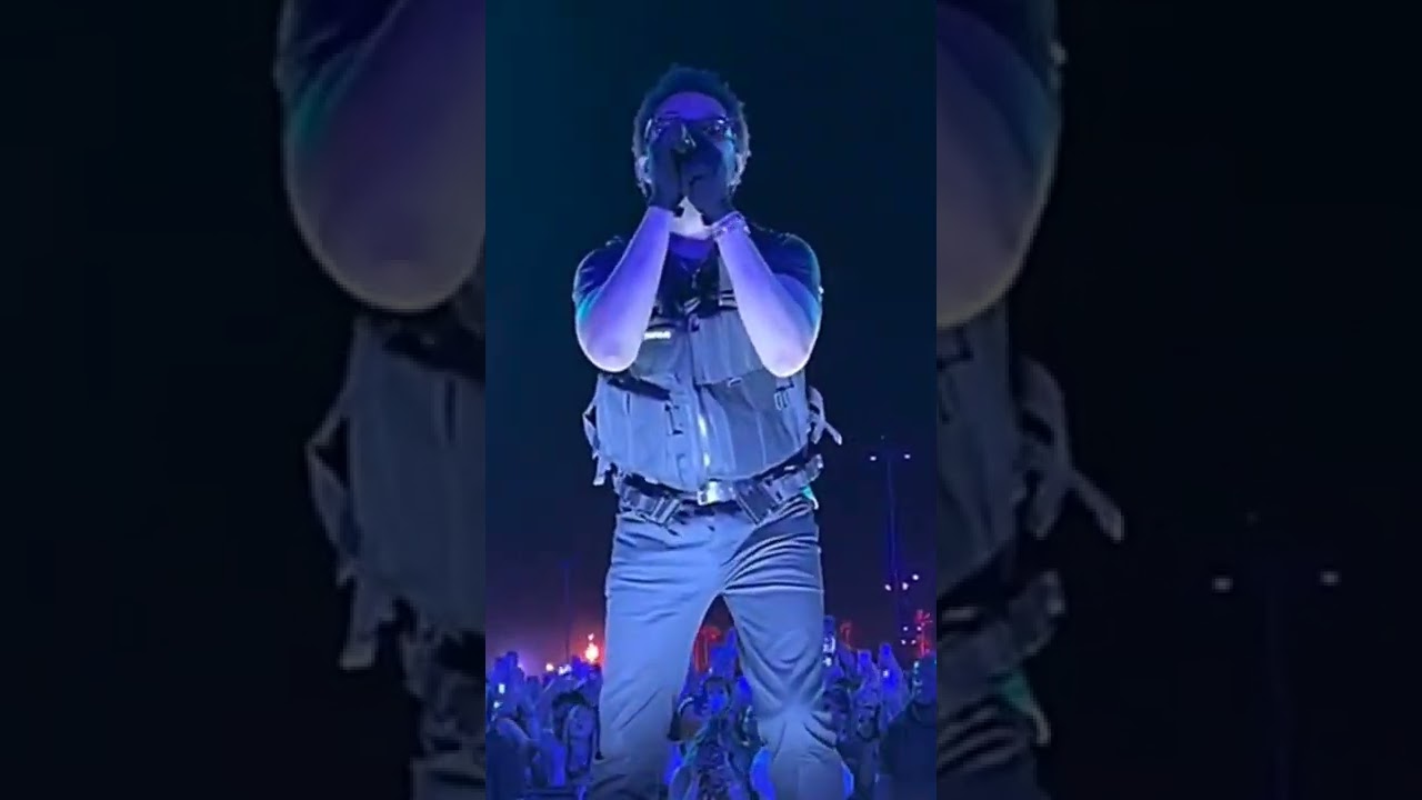 Or Nah.. (Live) // The weeknd - YouTube