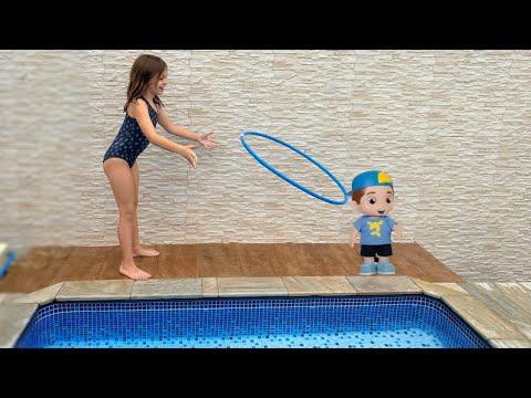 DESAFIO DO BAMBOLÊ NA PISCINA