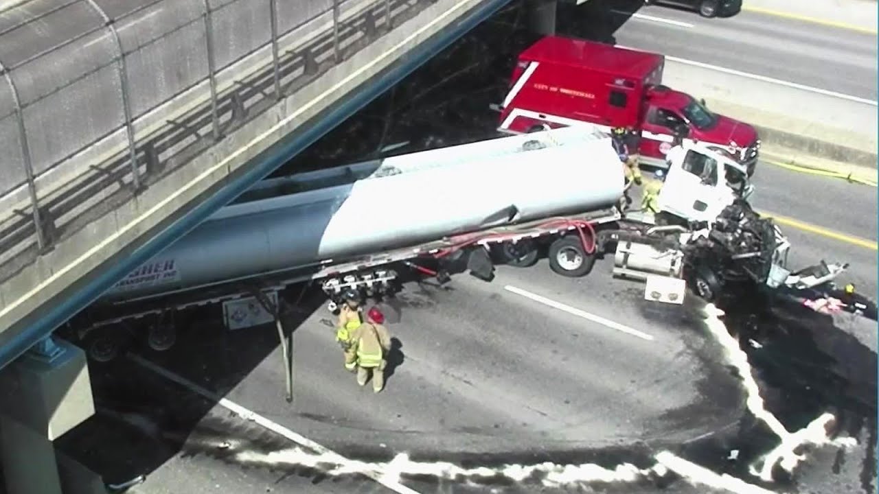 Idiot At Work Fails Compilation 2023 - Bad Day At Work - Crazy Truck ...