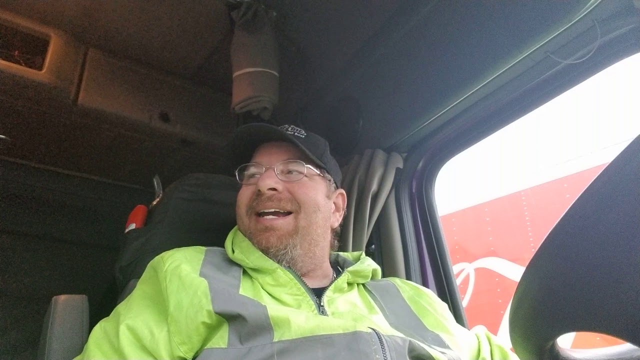 Prime inc driver glad I run a refrigerated trailer - YouTube