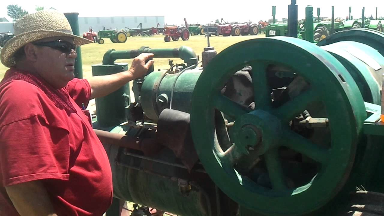 Crank start 1917 10-20 Townsend Tractor - YouTube