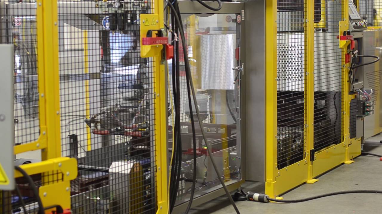 Basket Unstacking System for Industrial Bakers - YouTube