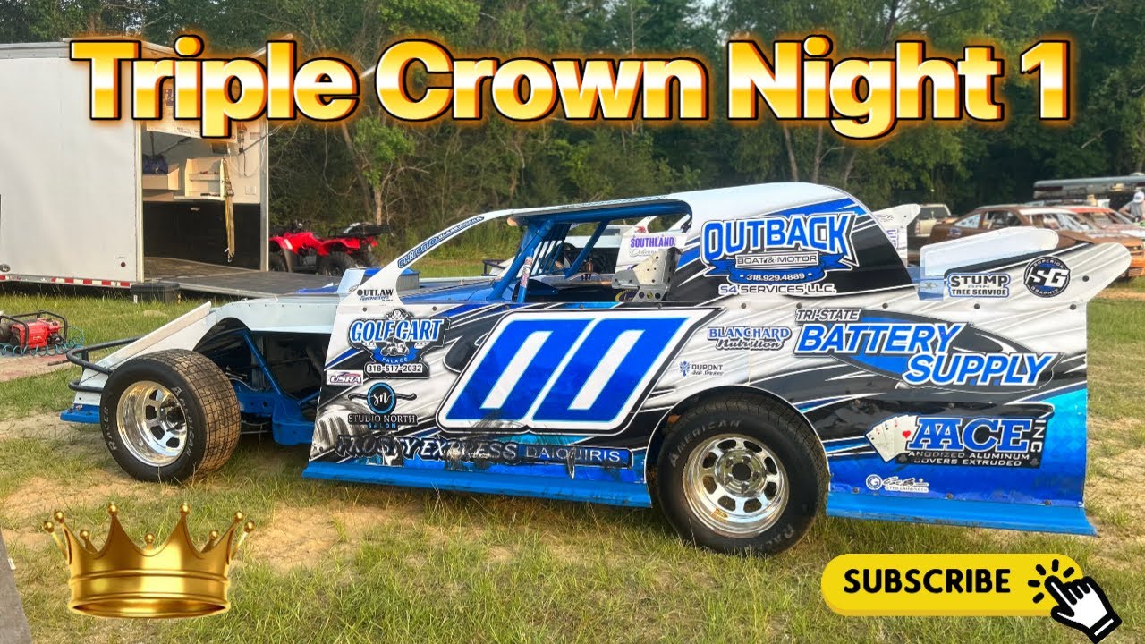 Triple Crown Throw Down Night 1 - YouTube