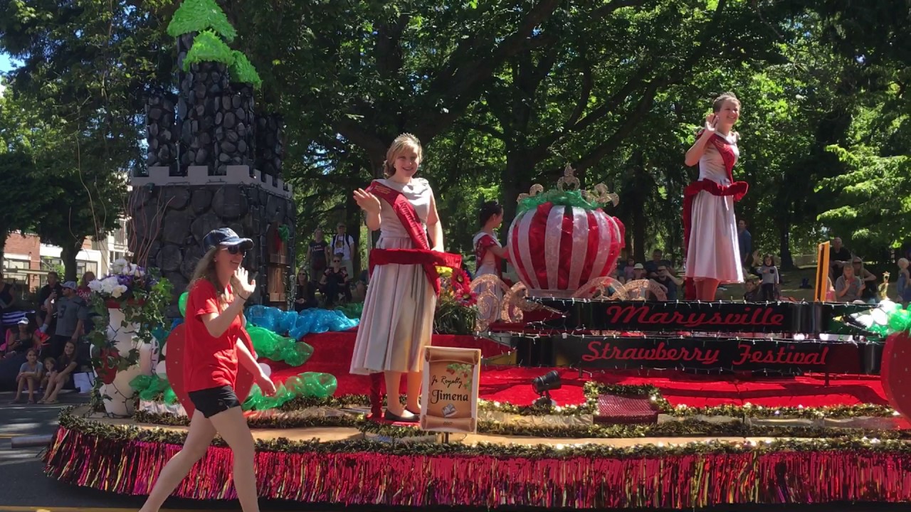 Strawberry Festival float in West Seattle Grand Parade 2017 - YouTube