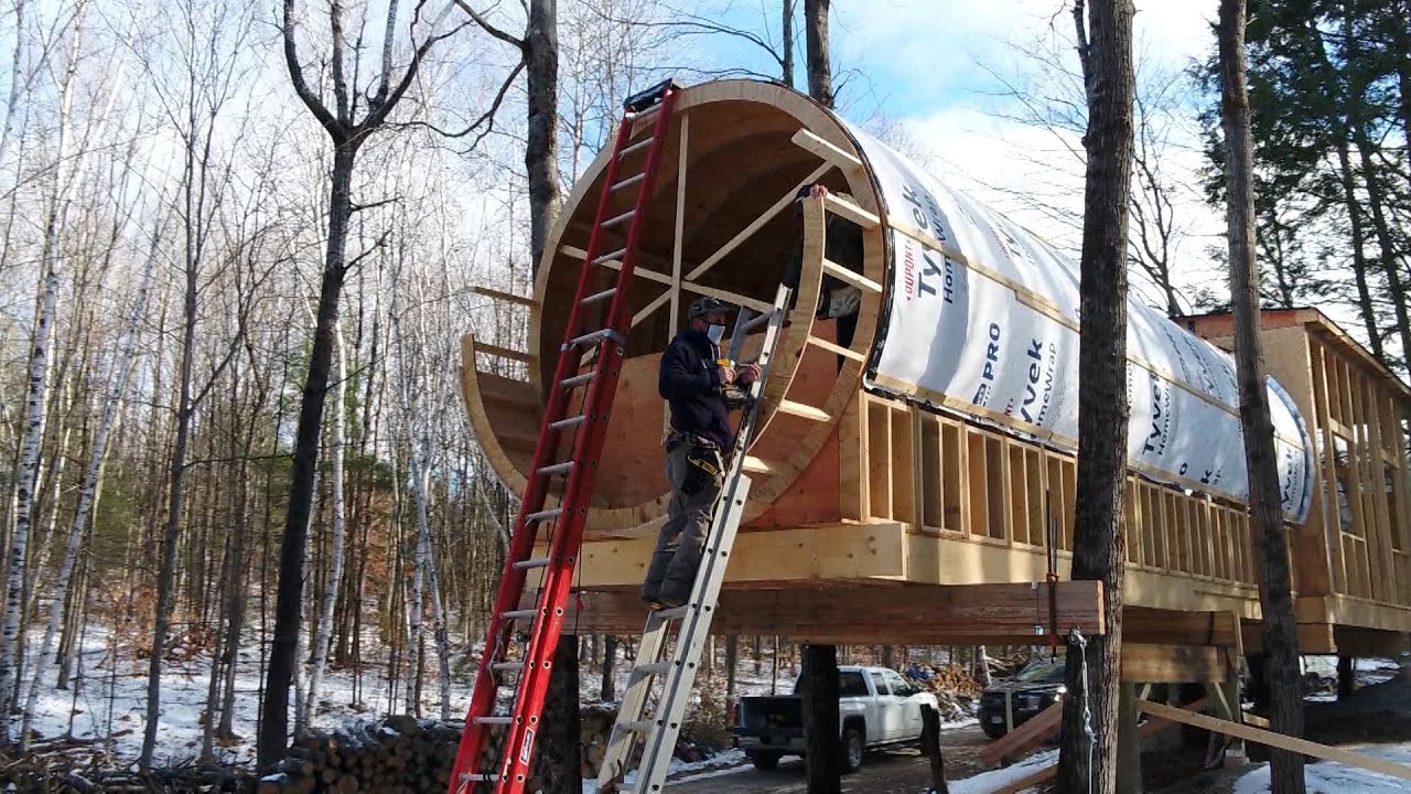 Maine man creating train replica treehouse to make maple syrup - YouTube