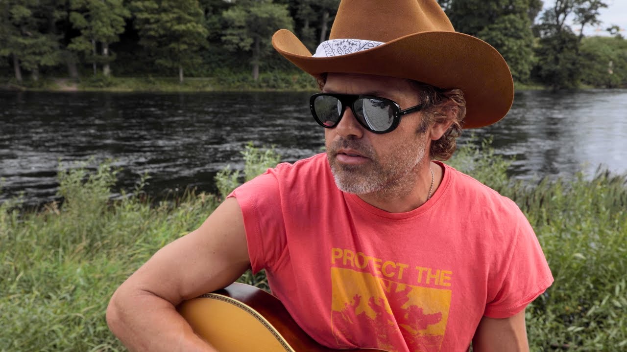 Scott Ballew, "Tent Song" (Rootsy Summer Sessions) - YouTube