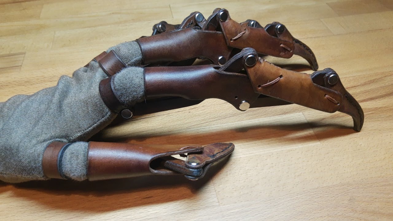 Mechanical Claws - Leather Tutorial - YouTube