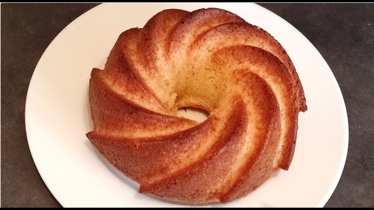 THE MORNING CAKE that will put you in a GOOD MOOD! 😍 it only takes 5 ...