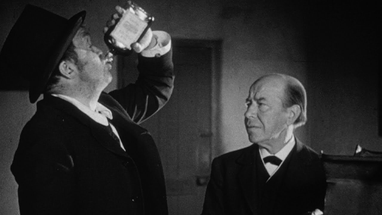 Thomas Mitchell at the Bar in Stagecoach - YouTube