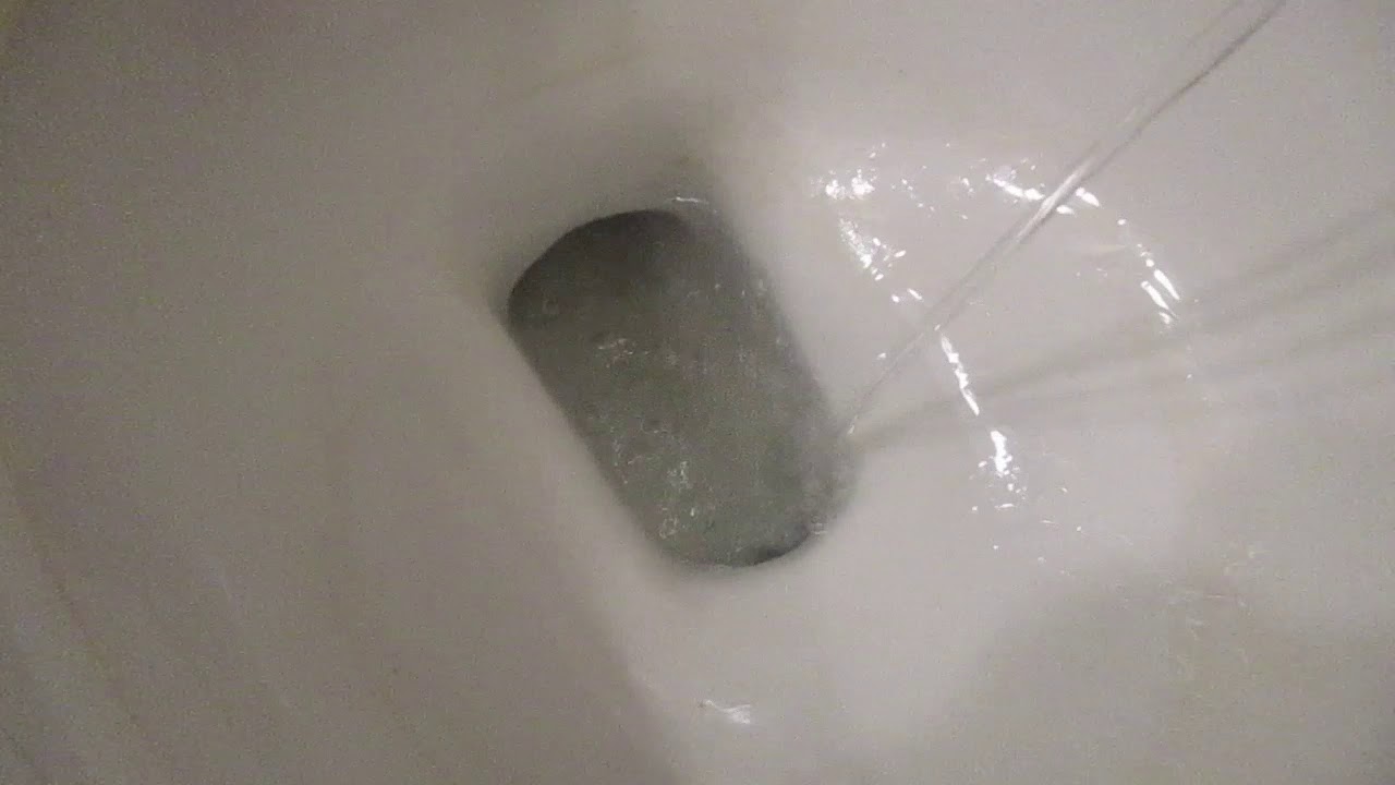 I Cleaned it all with Vinegar 3 shower heads + Poopy TOILET! Hard water ...