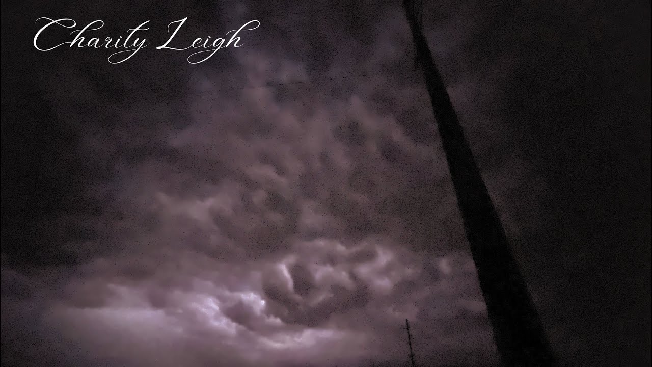 Iowa Storm Chasing - YouTube