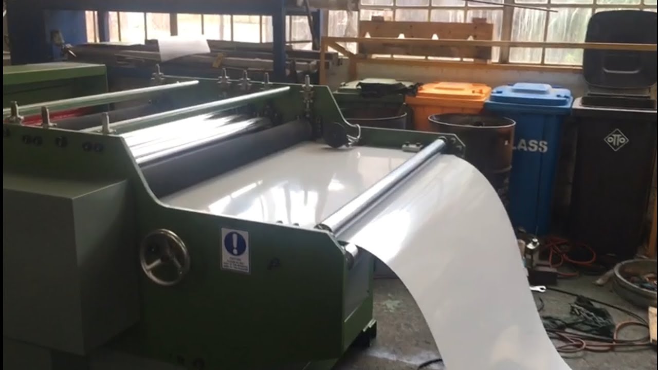 Cut to length line machine. Cutting sheets to length to do roll forming ...