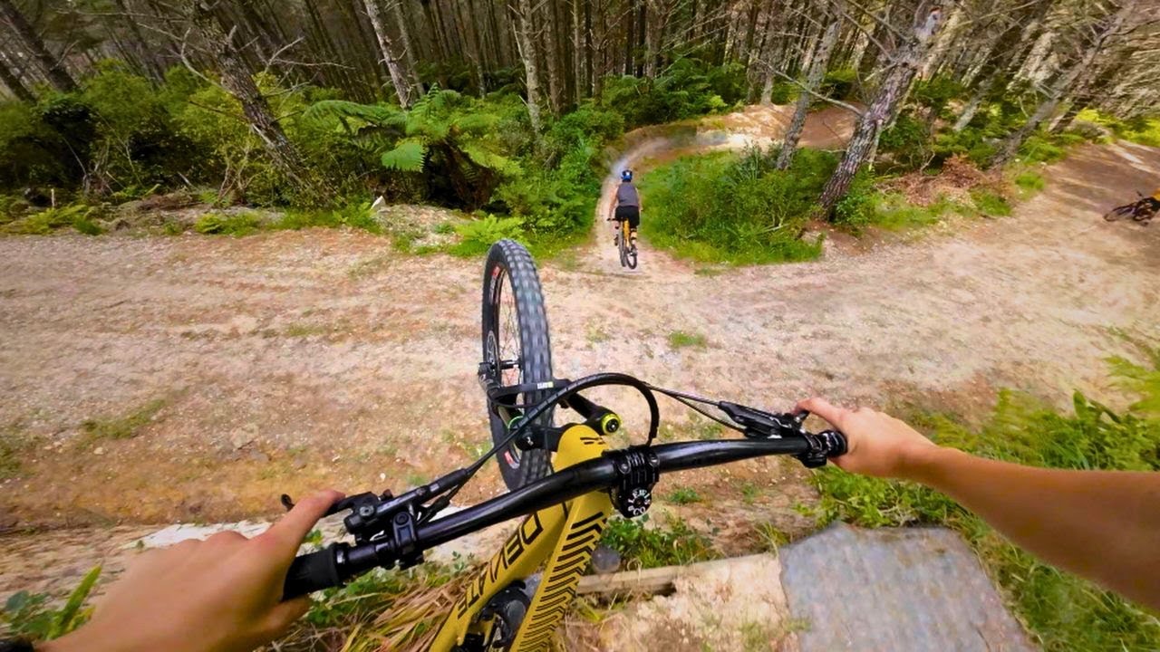 Riding with only one pedal? - YouTube