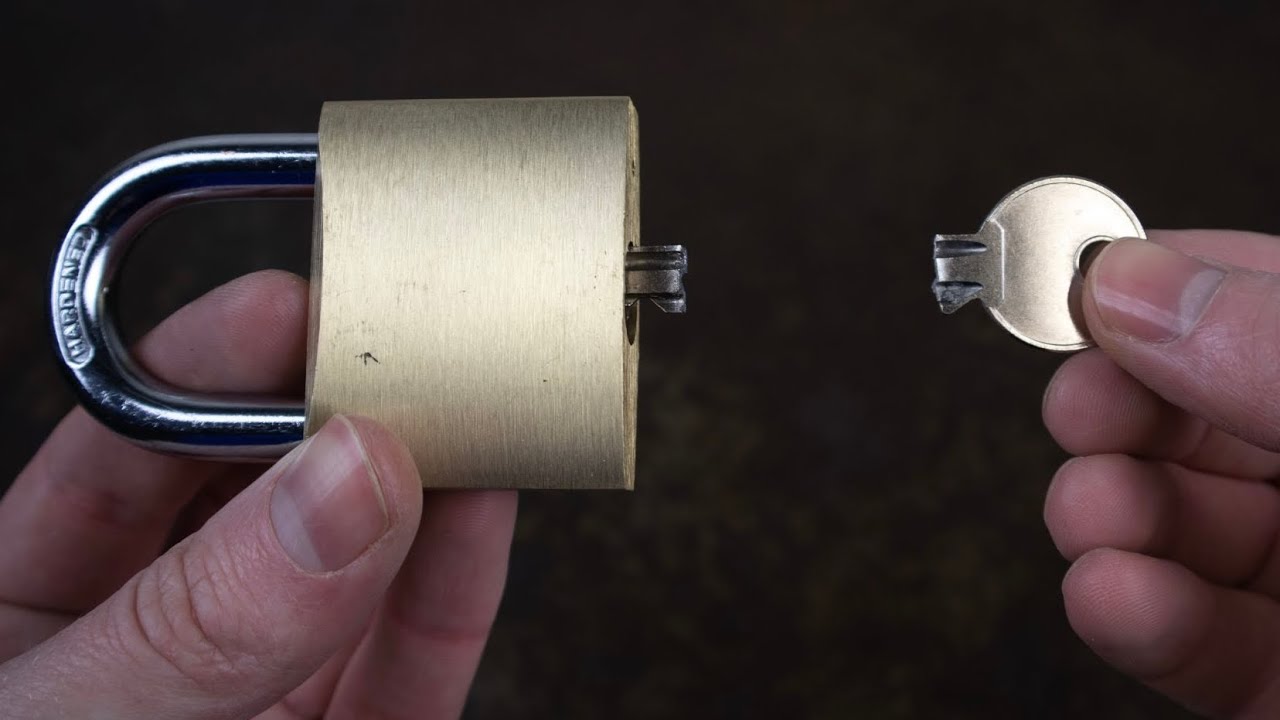 I Got a Broken Key Out of a Padlock in Minutes – Here’s My Secret ...