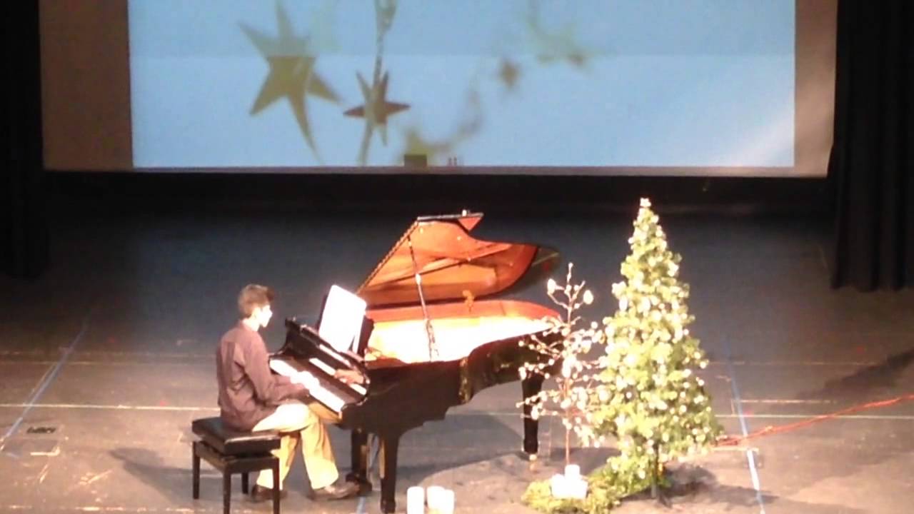 Jay 2013 christmas performance - YouTube
