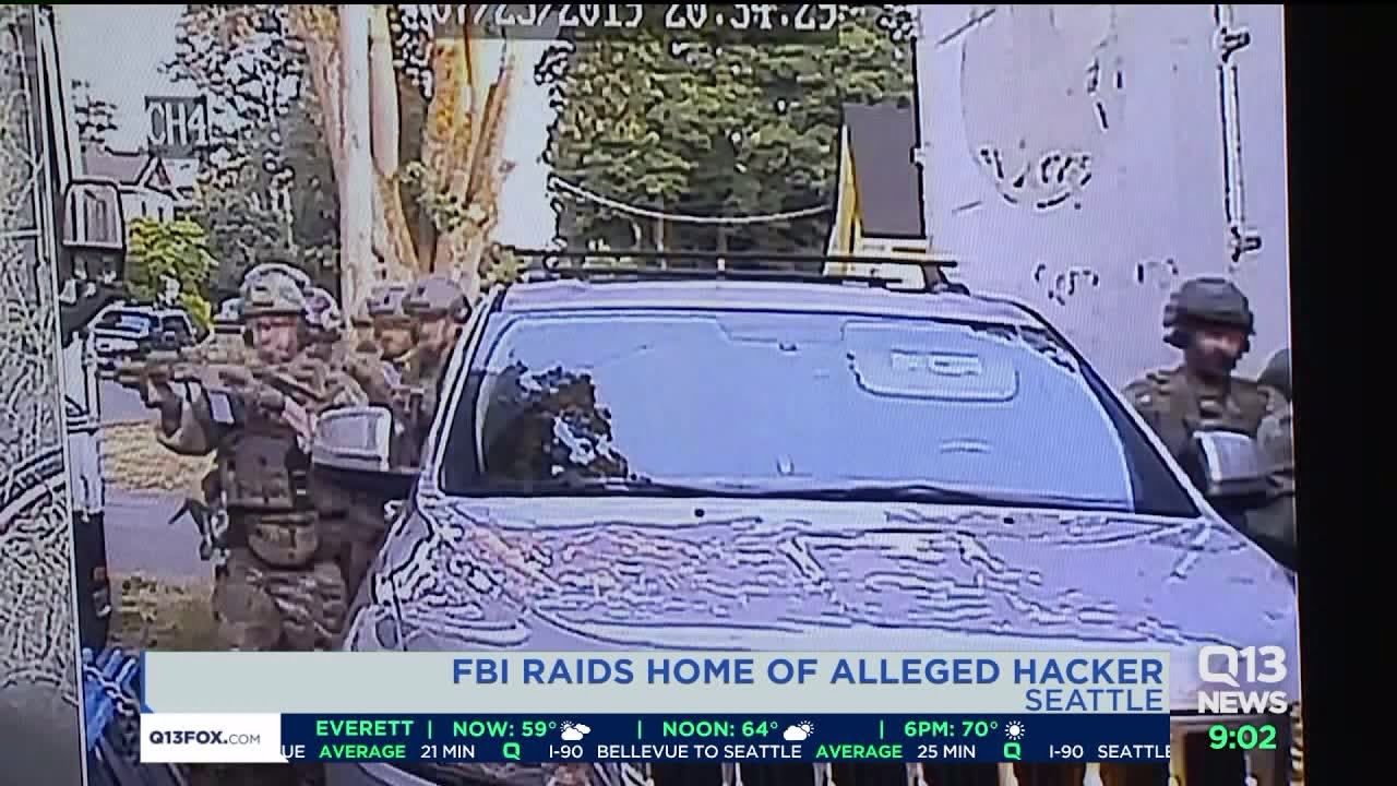 FBI raids home of alleged Capital One hacker in Seattle - YouTube