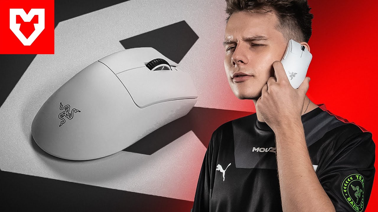 Pro Gamer unboxes the Razer DeathAdder V3 Pro - YouTube