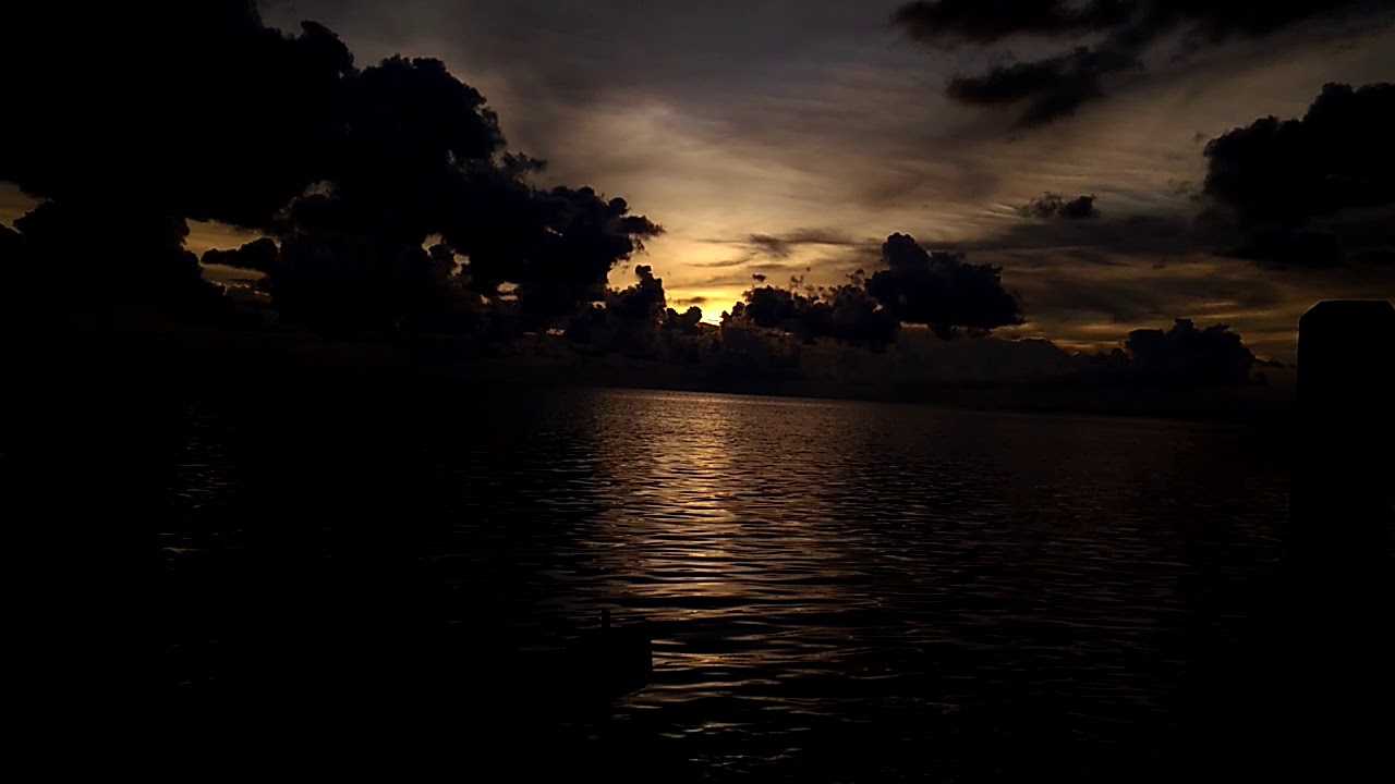 Sunset di lautan Pulau Raas SUMENEP - YouTube