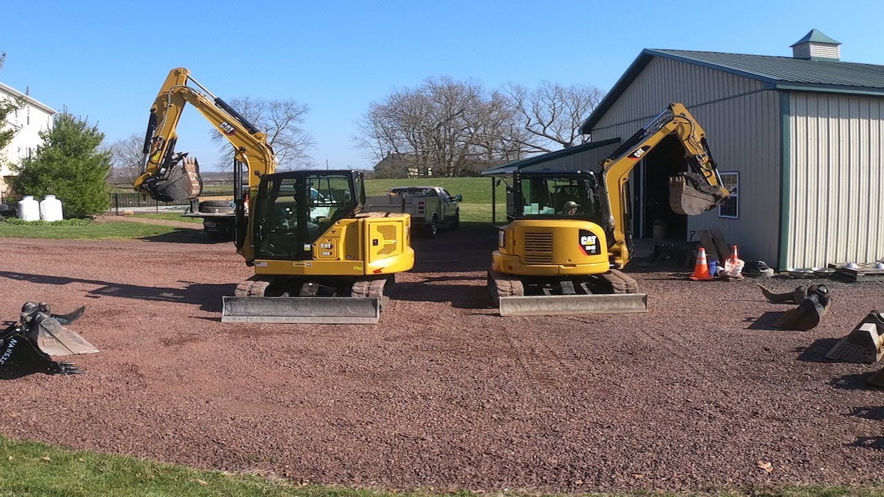CAT 304 vs New next gen CAT 306 Mini Excavator "Side by Side Comparison ...