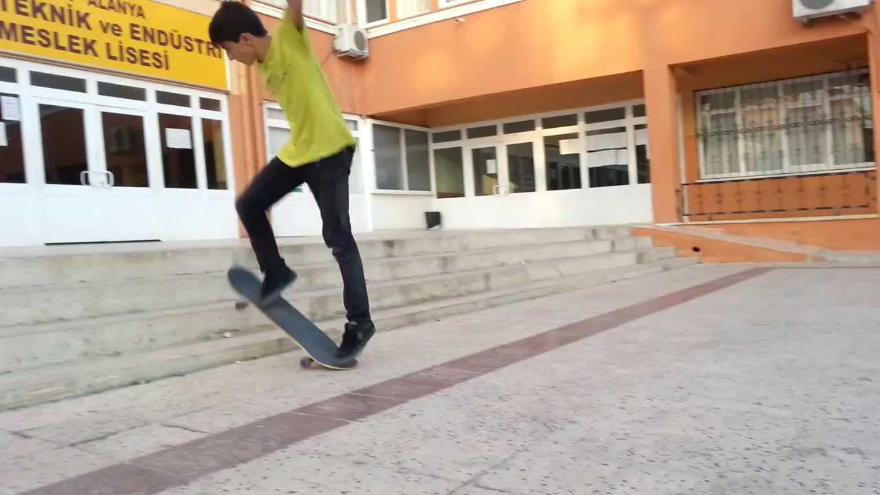 Muhammed Bozkurt - 4 stairs ollie - YouTube