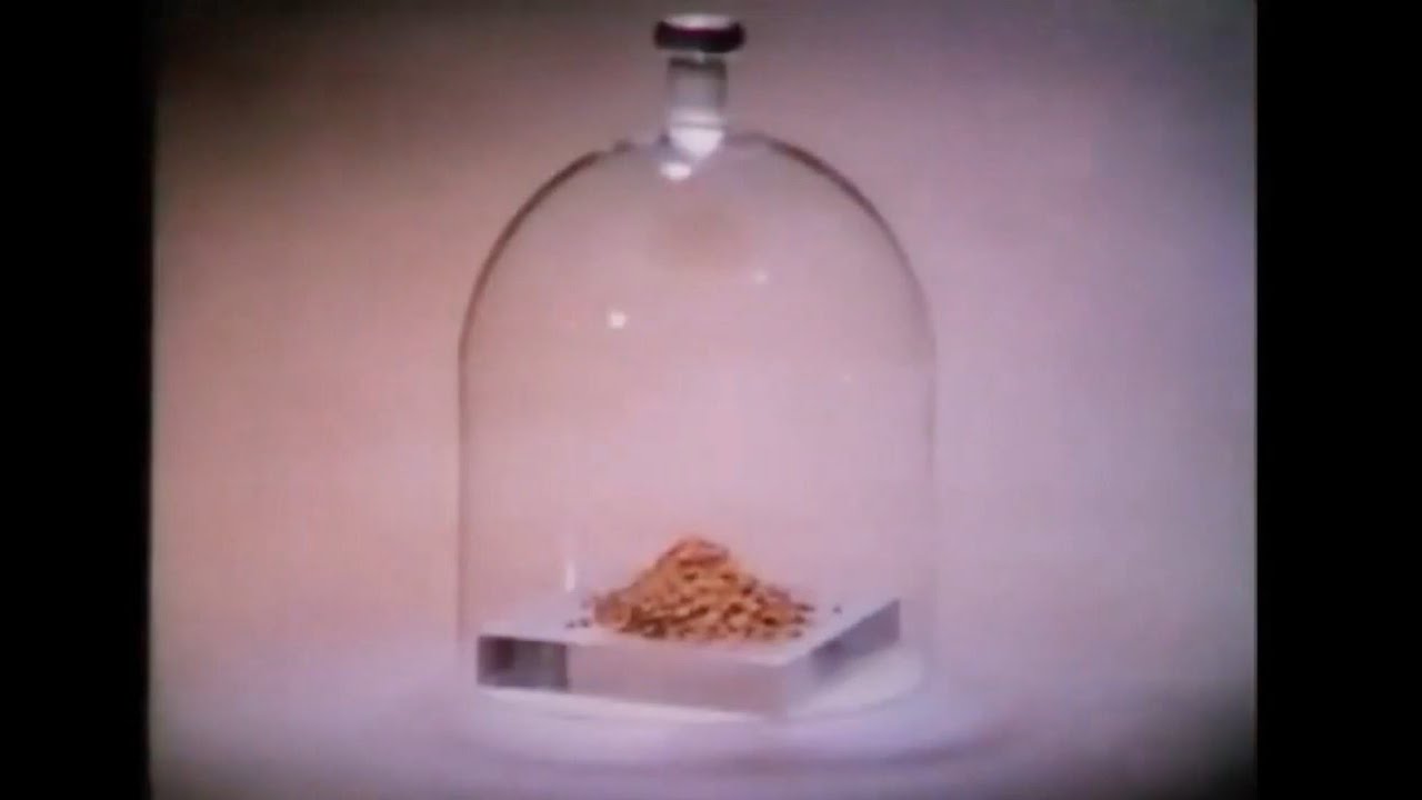 Maxim Freeze-Dried Coffee Commercial (1970) - YouTube