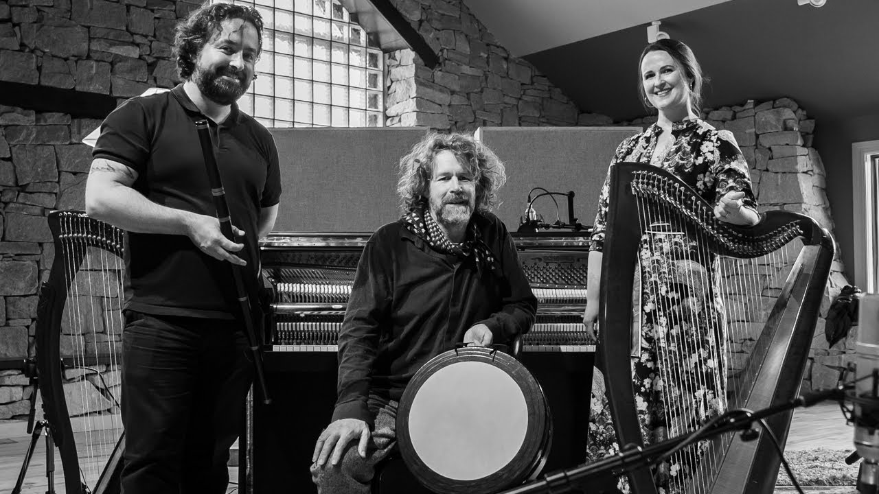 Cuan an Cheoil Clár 1: Síle Denvir & Barry Kerr - YouTube