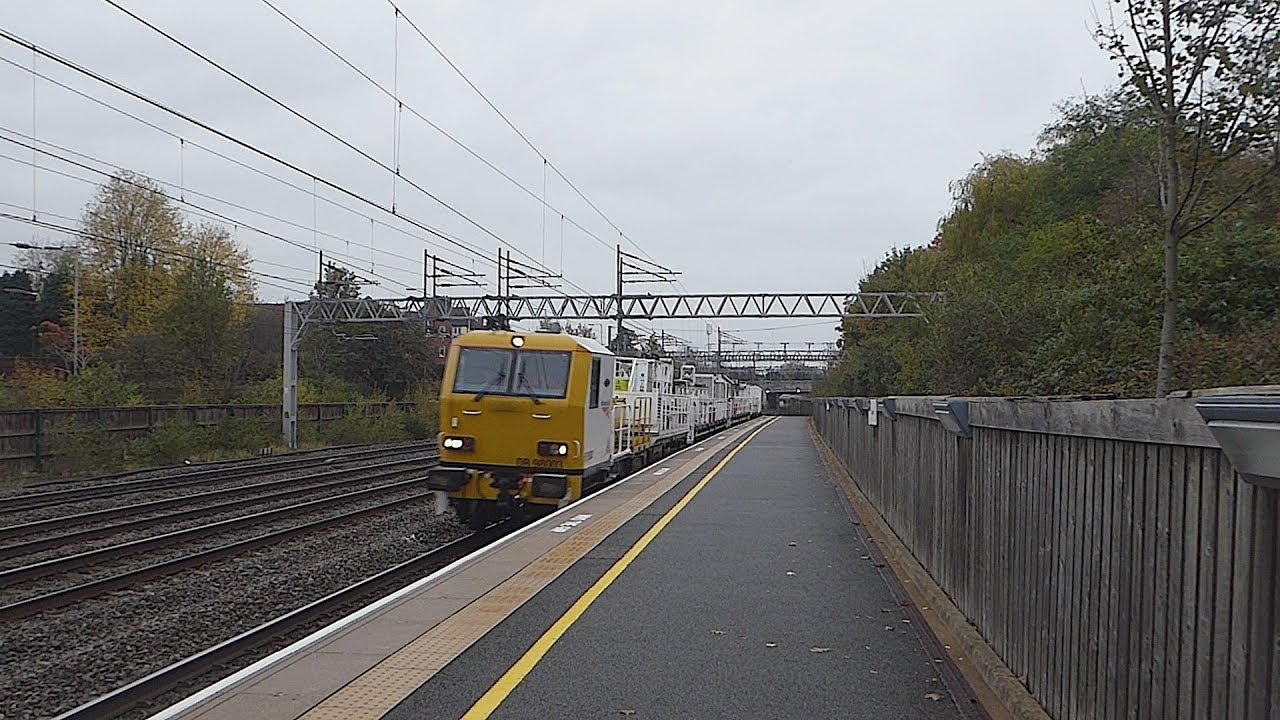 Network Rail OHLE vehicles pass Tamworth (6/11/19) - YouTube