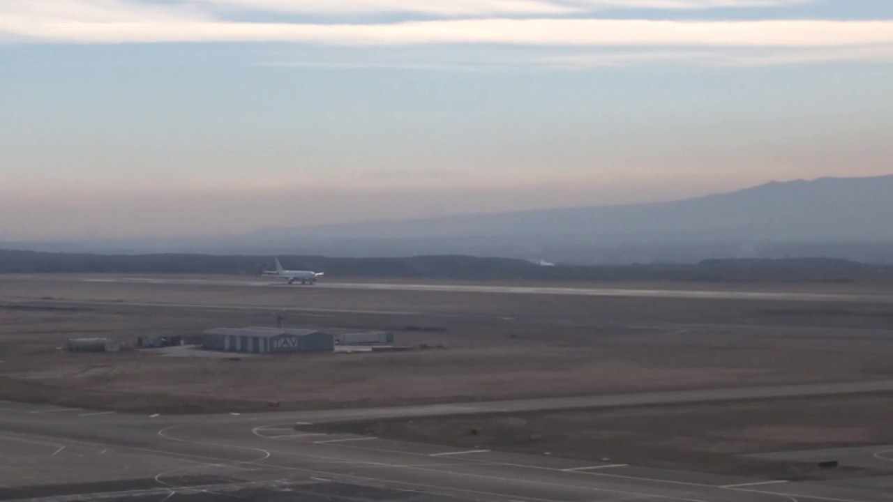 Airbus A30B takeoff from Tbilisi - YouTube