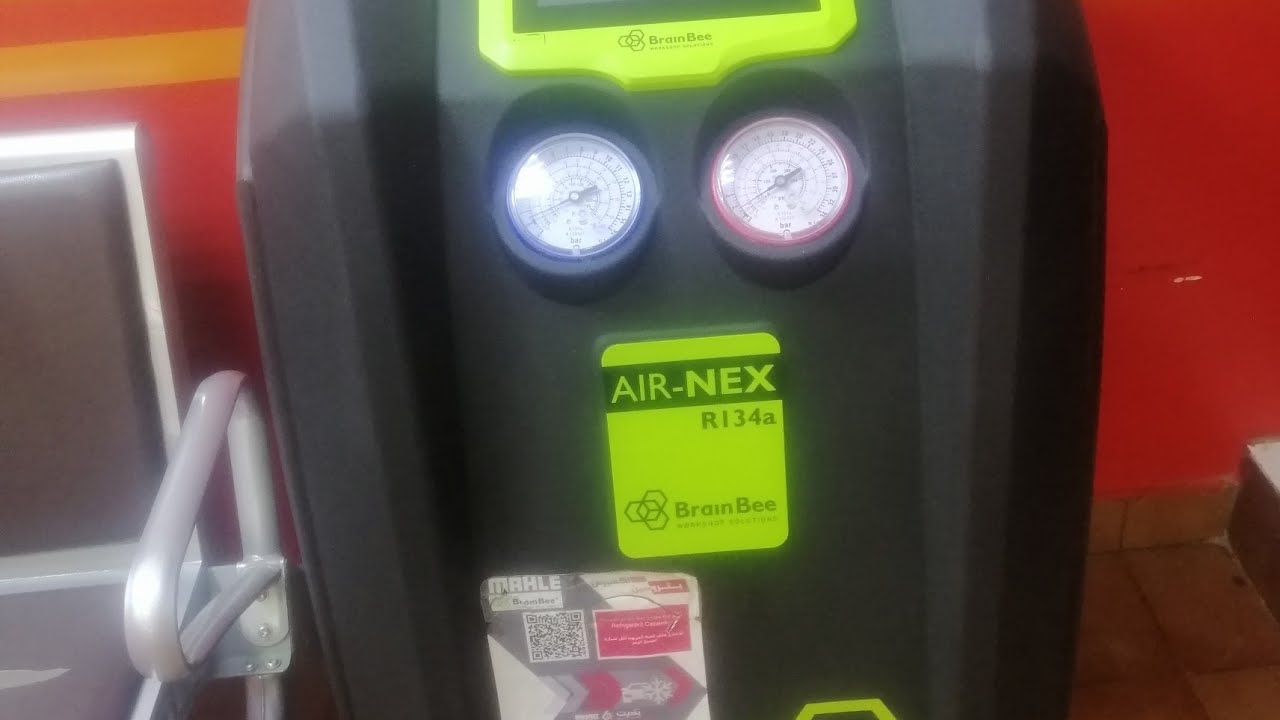 Hyundai azera model 2015 ac refill service by using brain bee machine ...
