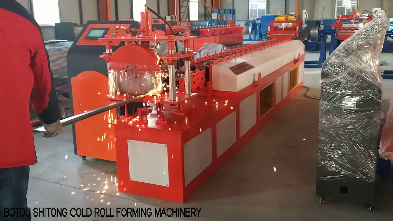 Ending slat machine for shutter door - YouTube