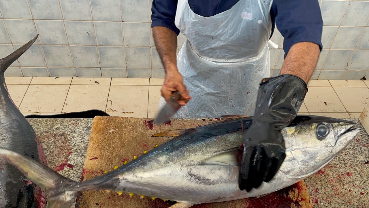 Whole Tuna Amazing Filleting Skills 2022। How to Fillet Whole Tuna with ...