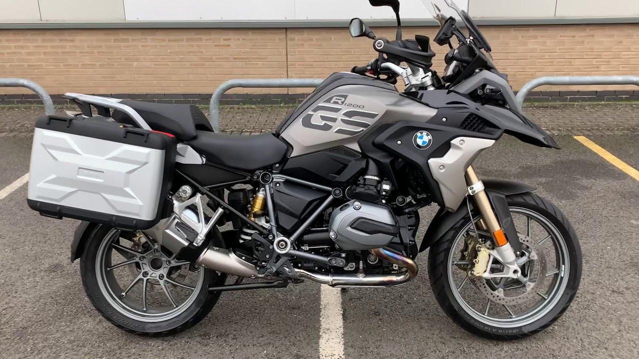 BMW R1200GS Exclusive 2017 - Completely Motorbikes - YouTube