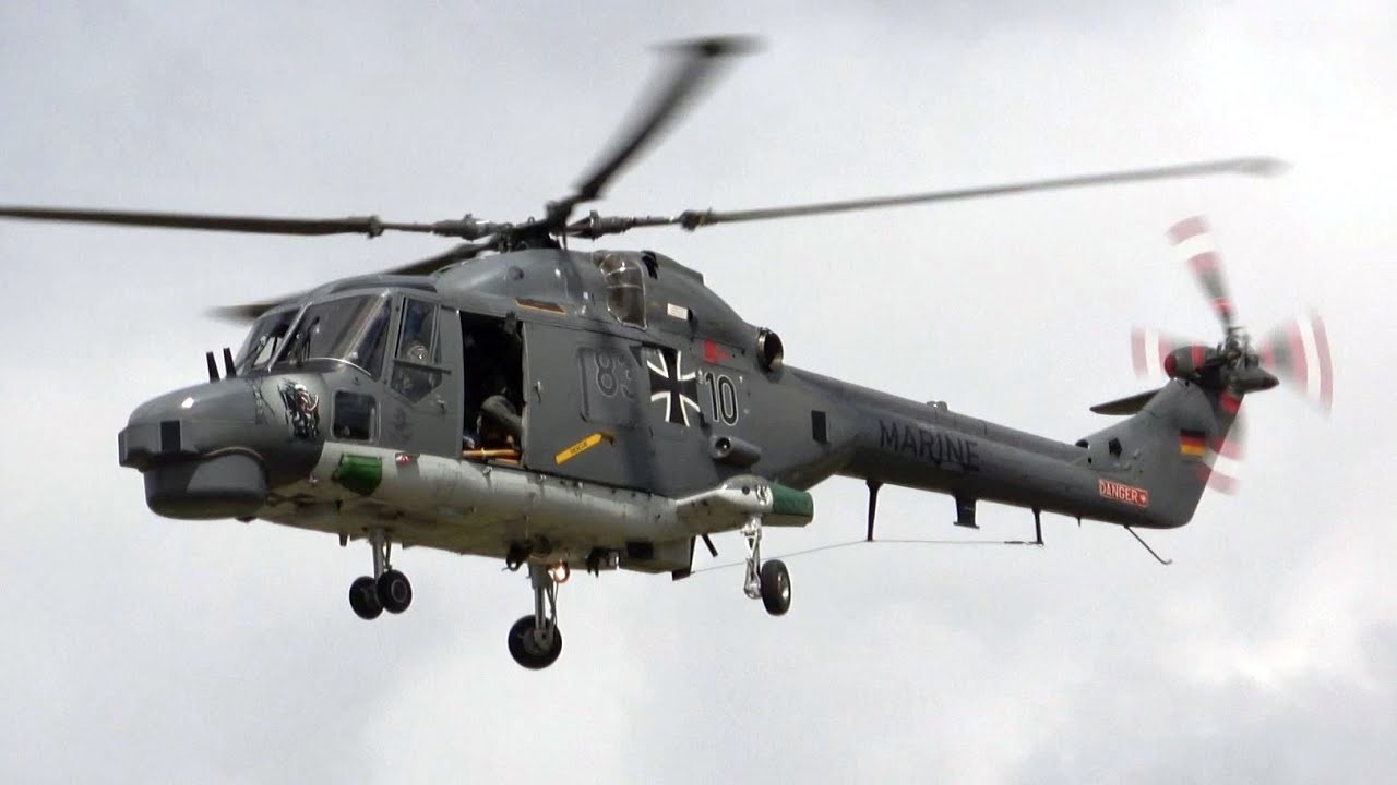 4Kᵁᴴᴰ Westland Super Lynx Mk.88A German Navy, Arrival & Departure @ RAF ...