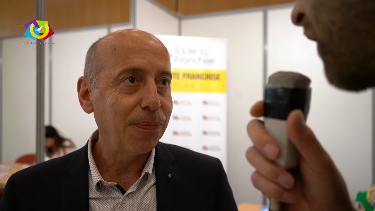 Pierre Arnaud, dirigeant fondateur d'EPS France - YouTube