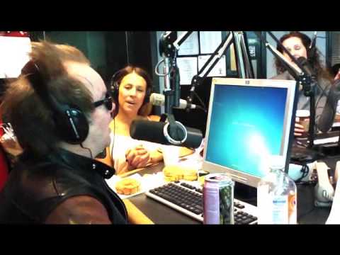 Comedian Dean Delray on The Show - YouTube