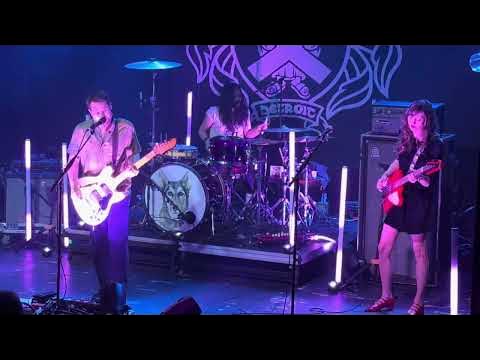 Silversun Pickups - Substitution - Live at St. Andrew’s Hall in Detroit, MI on 3-3-24 - YouTube