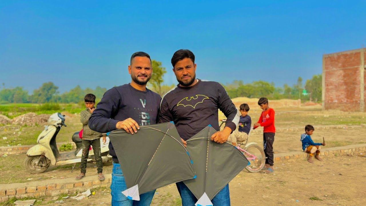 Kite Fighting in ground | Kite Cutting| Kites | - YouTube