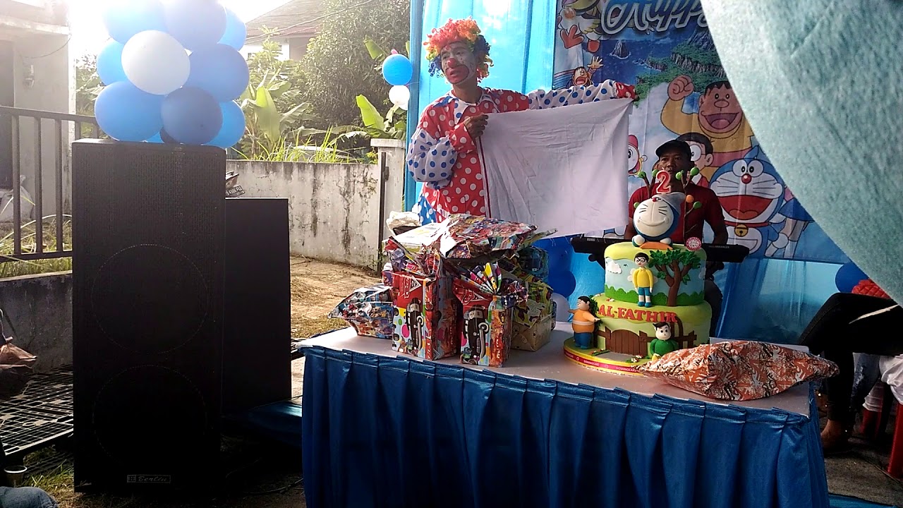 Sewa Badut Ultah Tambun 081380088182 - YouTube