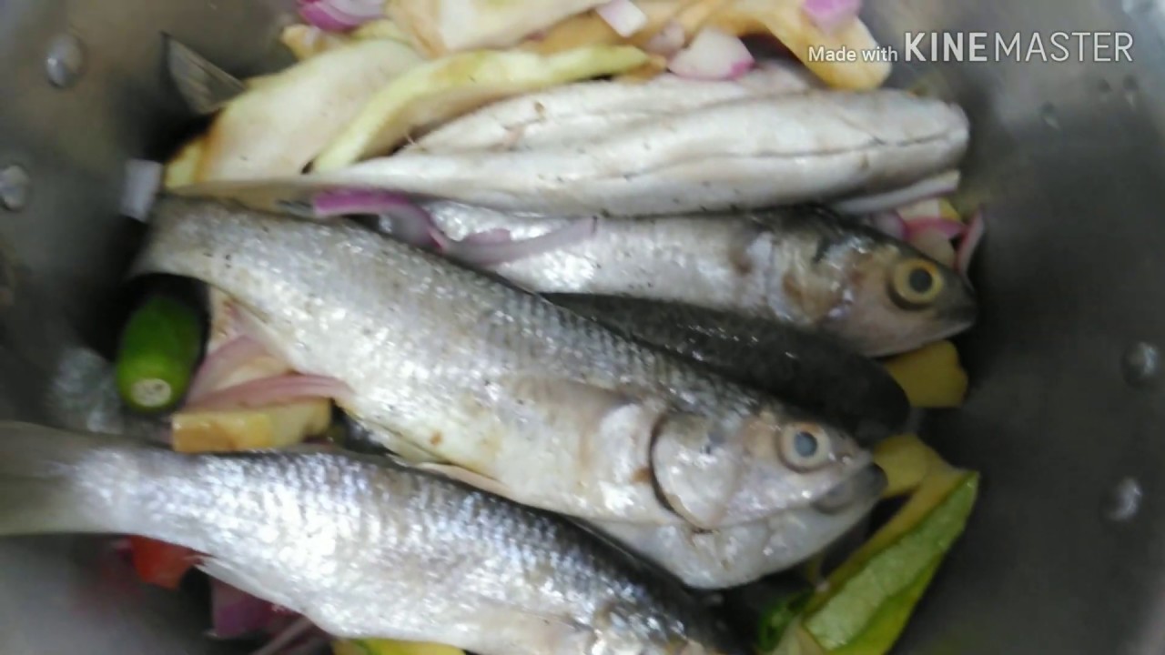 How to cook (fish paksiw) - YouTube