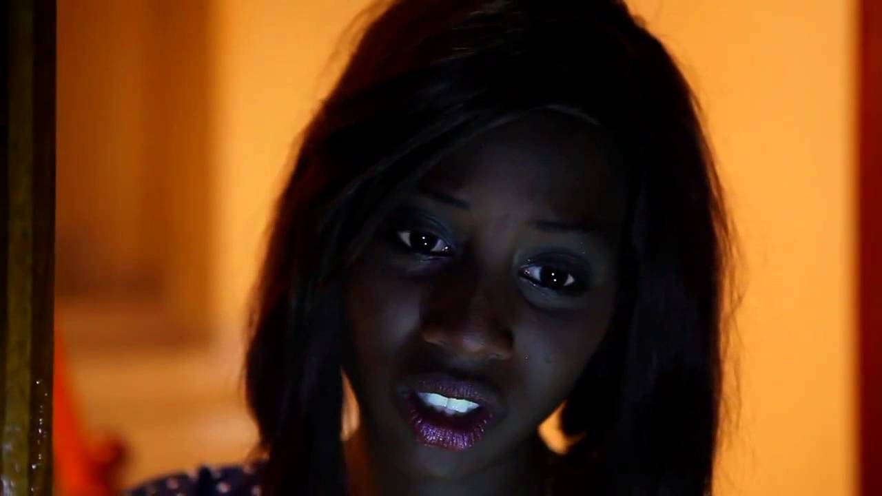 Queen Sy saison 1 episode 1 - YouTube