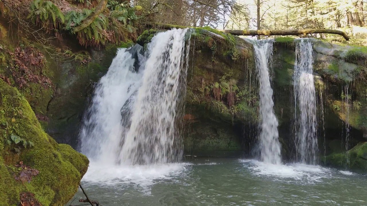 Pothole falls Camas Washington - YouTube