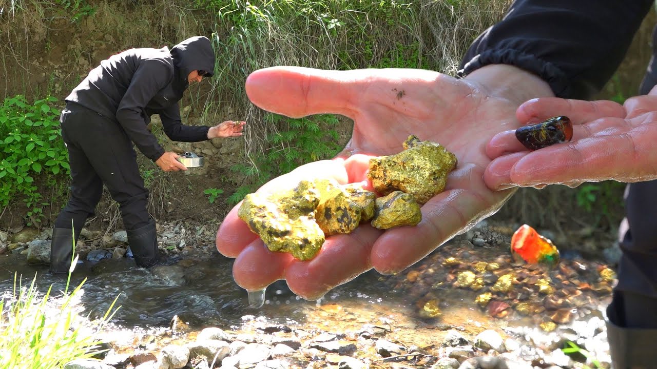 10 MINUTES OF INCREDIBLE WORK AND A LOT OF GOLD IN HANDS! - YouTube