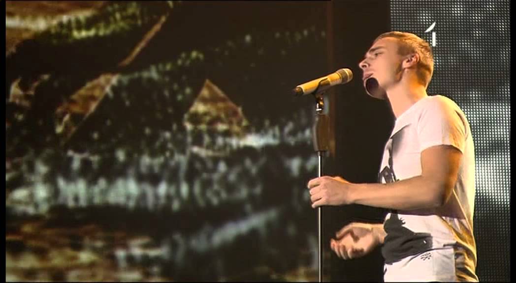 Dons - Signāls (Live @ Muzikālā Banka 2012) - YouTube