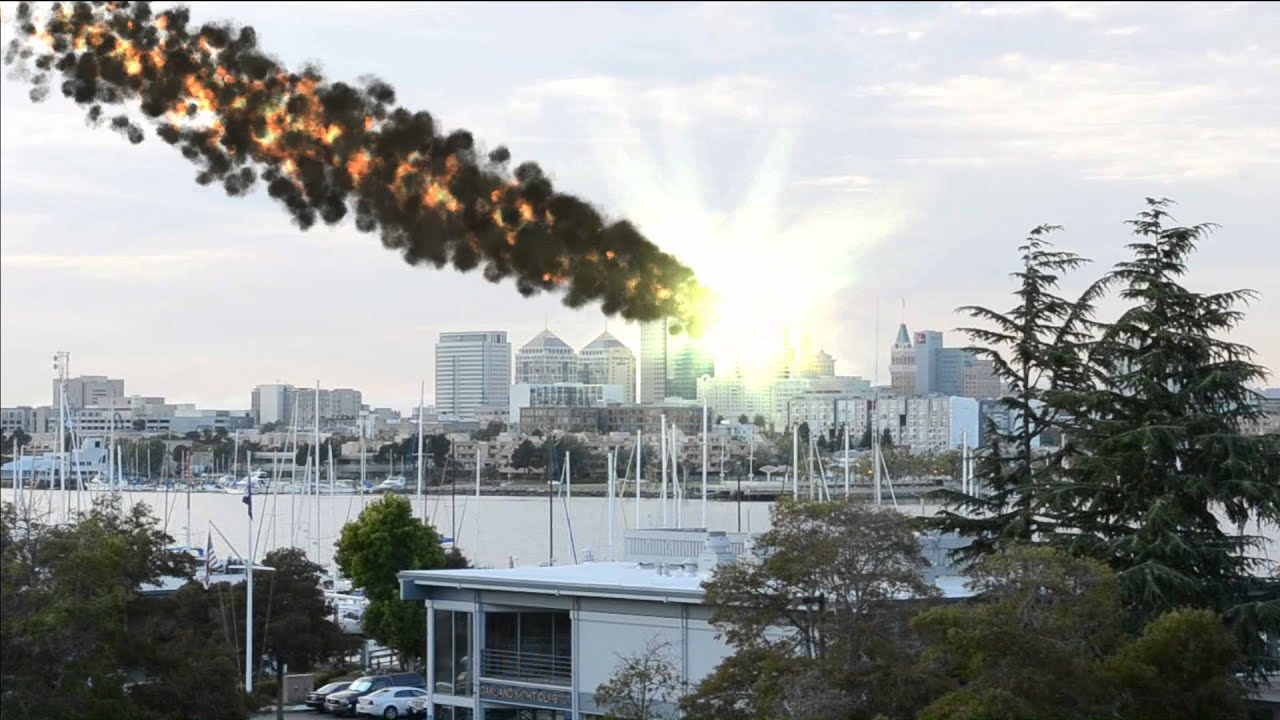 Meteor Strikes City - YouTube