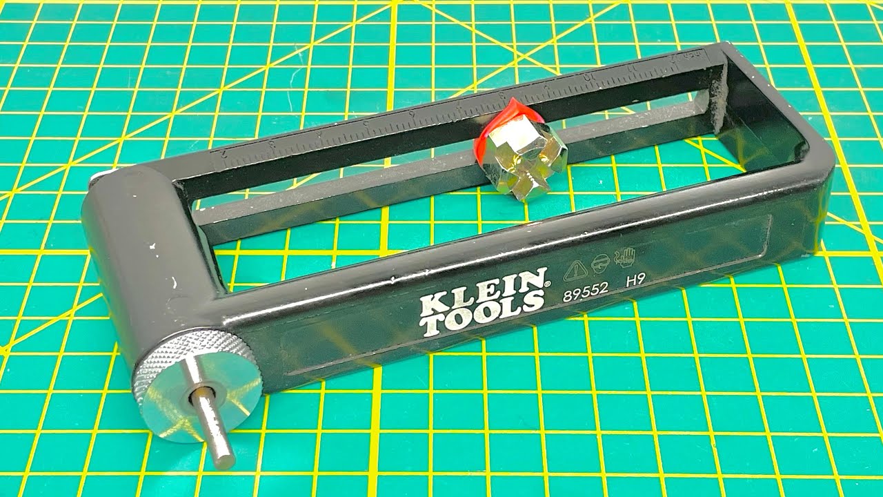 Klein Tools 89552 Hole Cutter - YouTube
