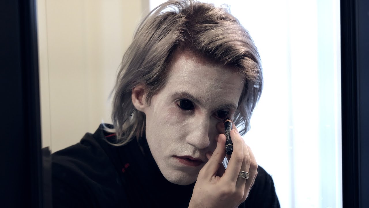 "how long does it take you to get dressed?" - YouTube