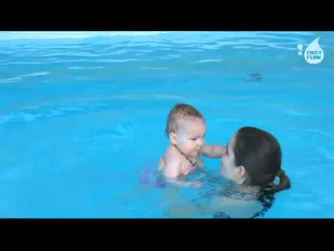 First Flow Babyschwimmen - YouTube