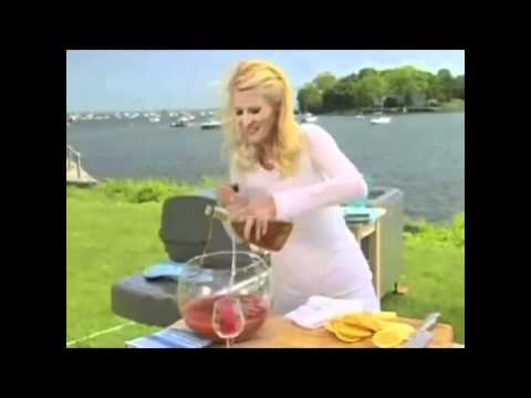 Alcoholic Milf Sandra Lee. - YouTube